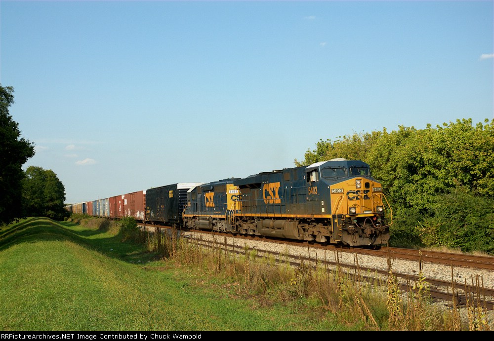 CSX 5403 Southbpound